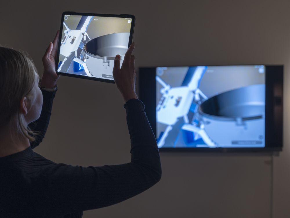 Space Cleaner AR – EPFL Pavilions